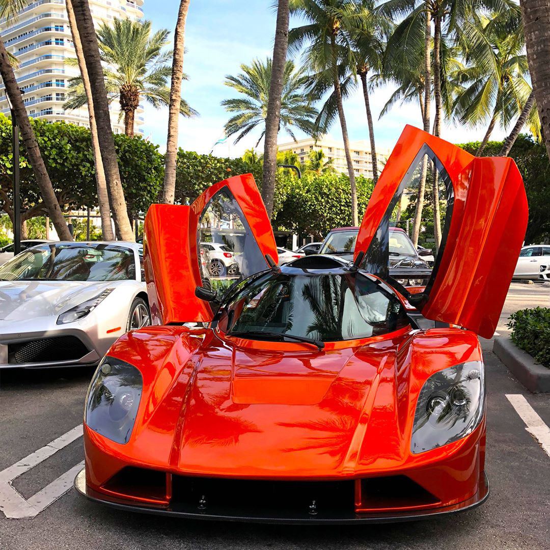 exotic-car-bal-harbour-shops - Bal Harbour Shops