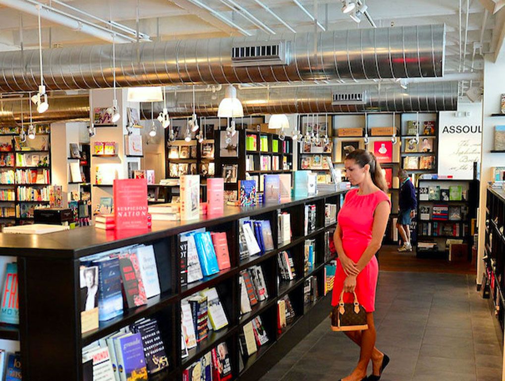 books-books-interior - Bal Harbour Shops